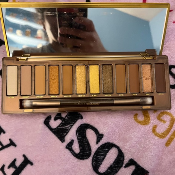 Urban Decay | Makeup | Urban Decay Gold Eyeshadow Palette With Rich ...